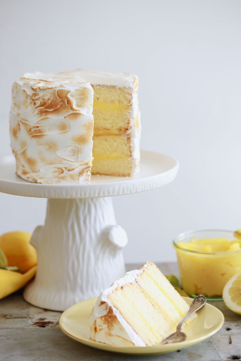 45 Bright Lemon Desserts Recipes to Bake This Spring