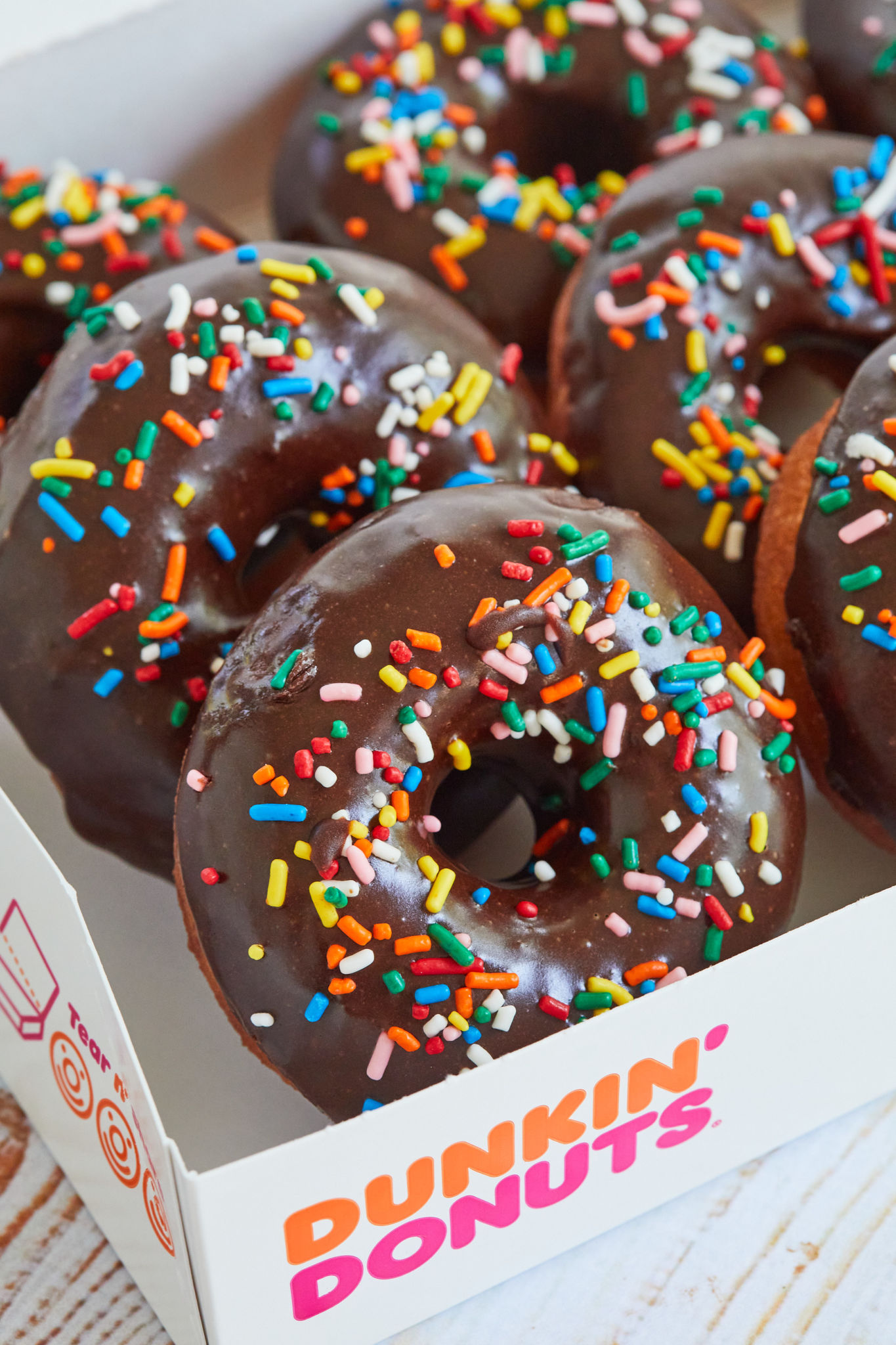 Make Perfect Dunkin Donuts Chocolate Glazed Donuts At Home Uisnacks Delicious
